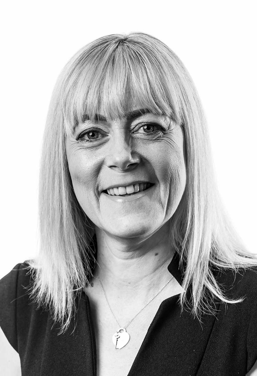 Alison Graham's Instagram, Twitter & Facebook on IDCrawl